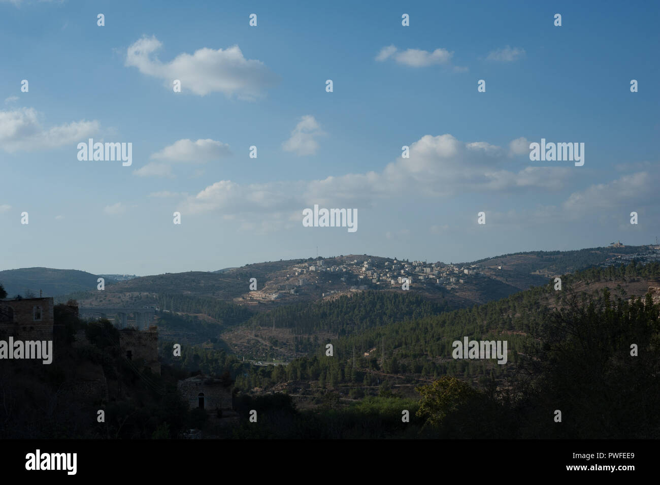 Jerusalem mountains hi-res stock photography and images - Alamy