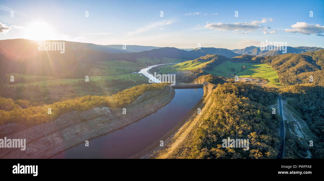 Tumut river tumut nsw australia hi-res stock photography and images - Alamy
