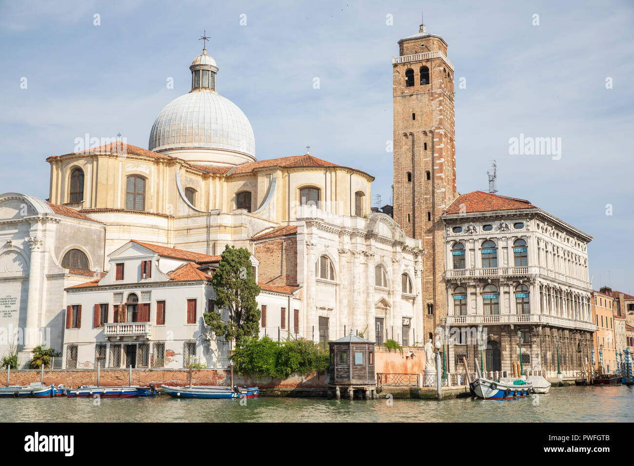 San geremia church campanile palazzo hi-res stock photography and ...