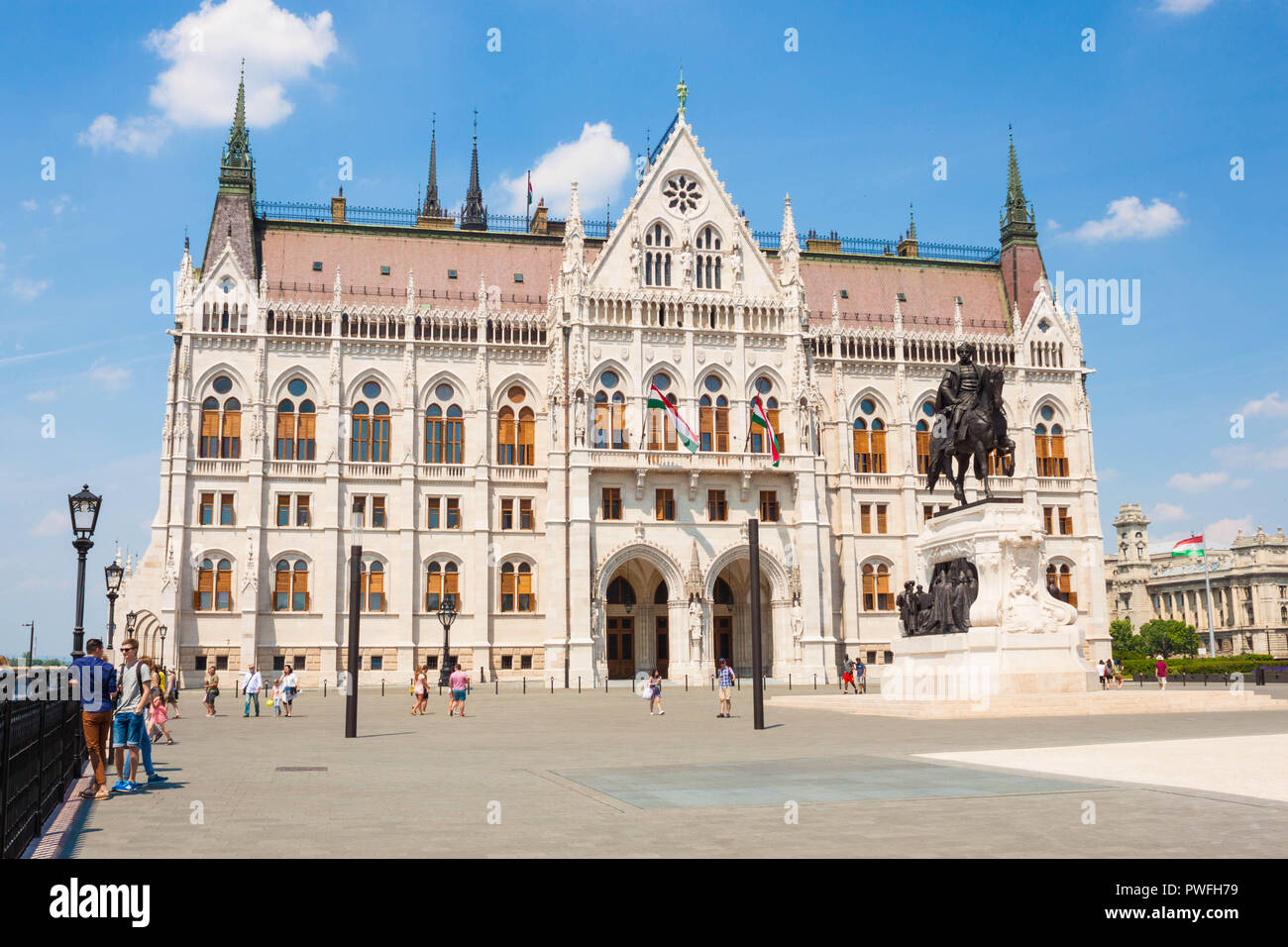 Lajos kossuth square ter hi-res stock photography and images - Alamy