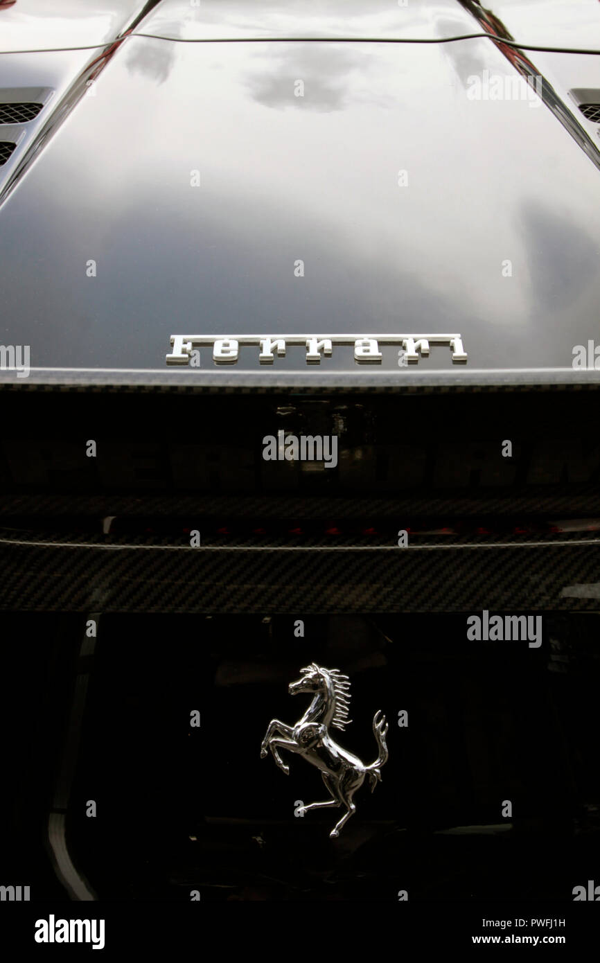 Ferrari back hi-res stock photography and images - Alamy