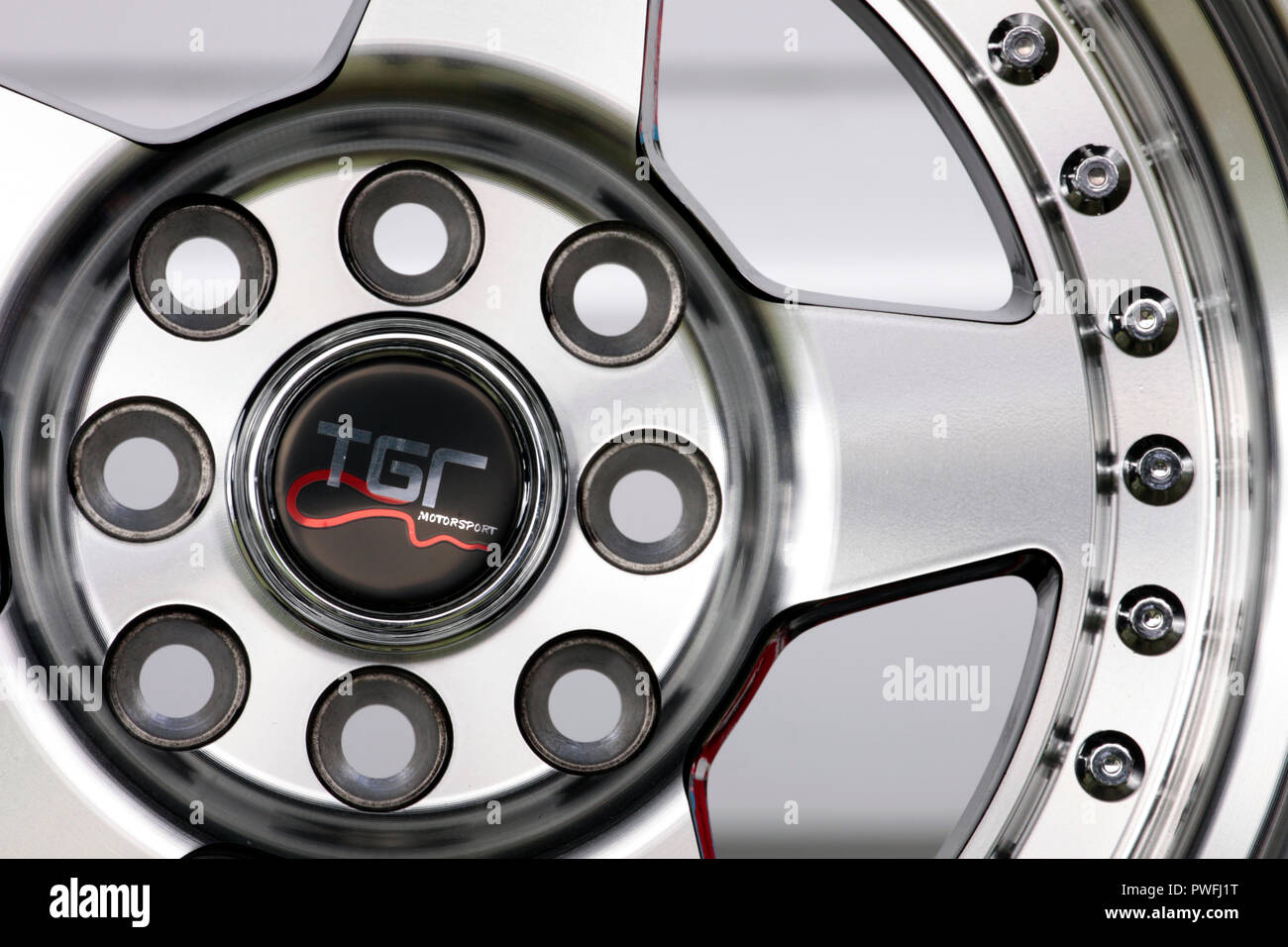 Steel wheel rims hi-res stock photography and images - Alamy