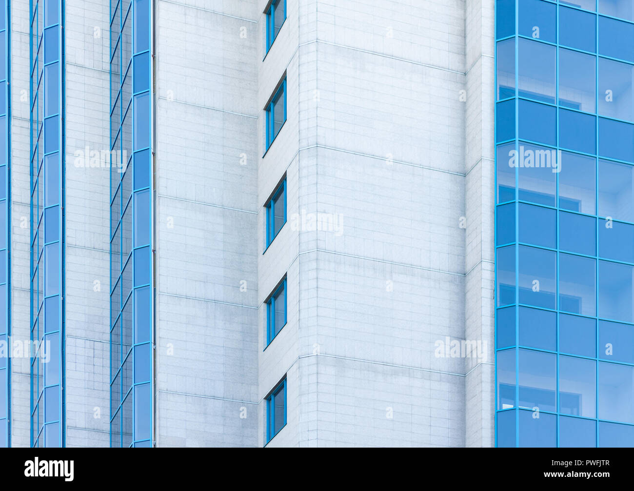Modern glass facade. Glass facade of modern building Stock Photo - Alamy