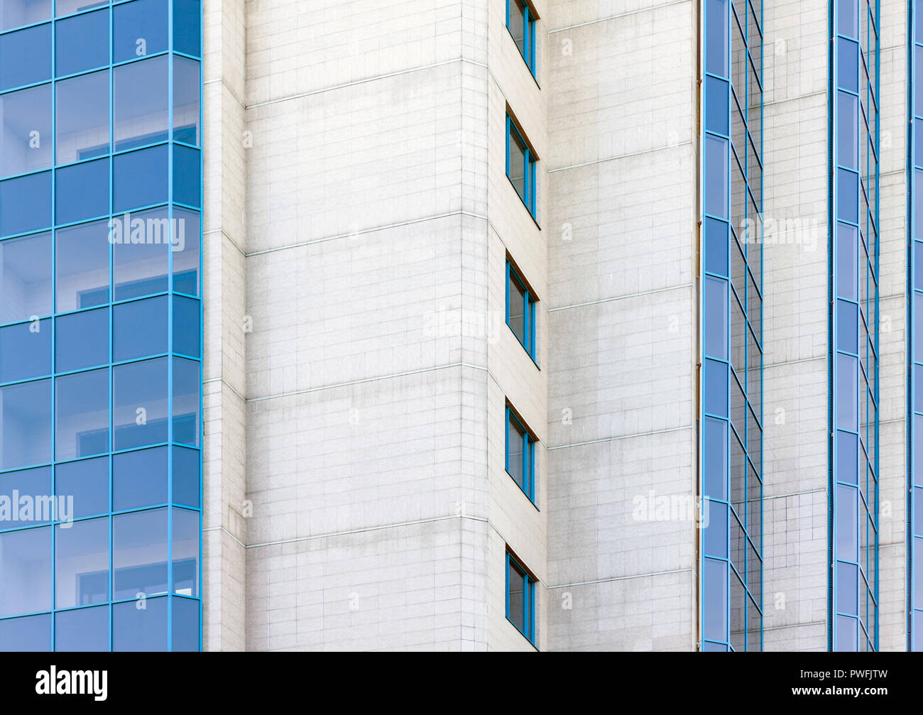 Modern glass facade. Glass facade of modern building Stock Photo - Alamy