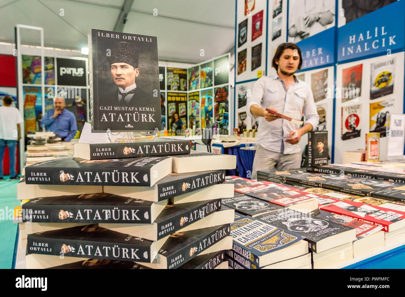 Turkish book cover hi-res stock photography and images - Alamy