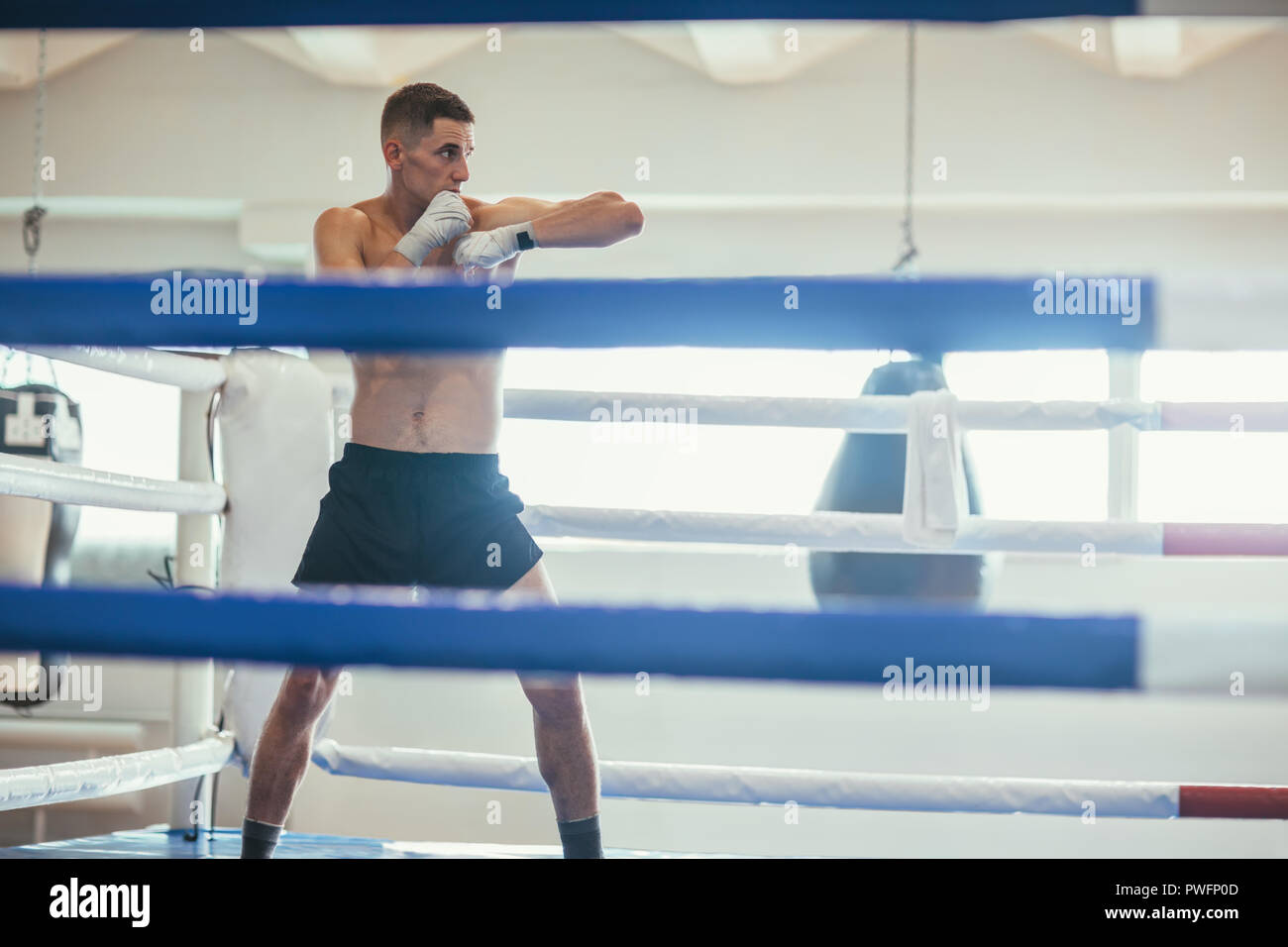 Boxing ring corner hi-res stock photography and images - Alamy