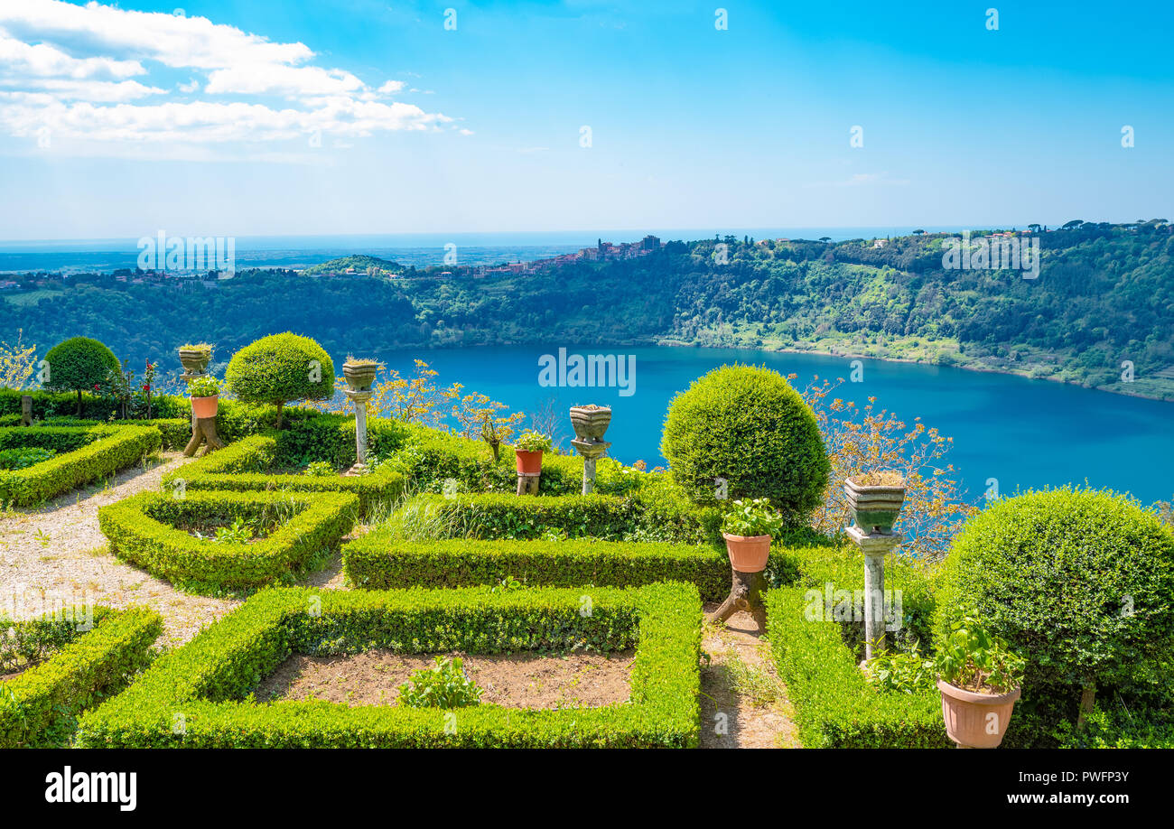 Nemi village hi-res stock photography and images - Alamy