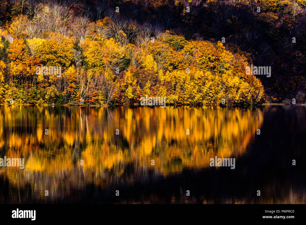 Hogback Dam Hartland, Connecticut, USA Stock Photo - Alamy