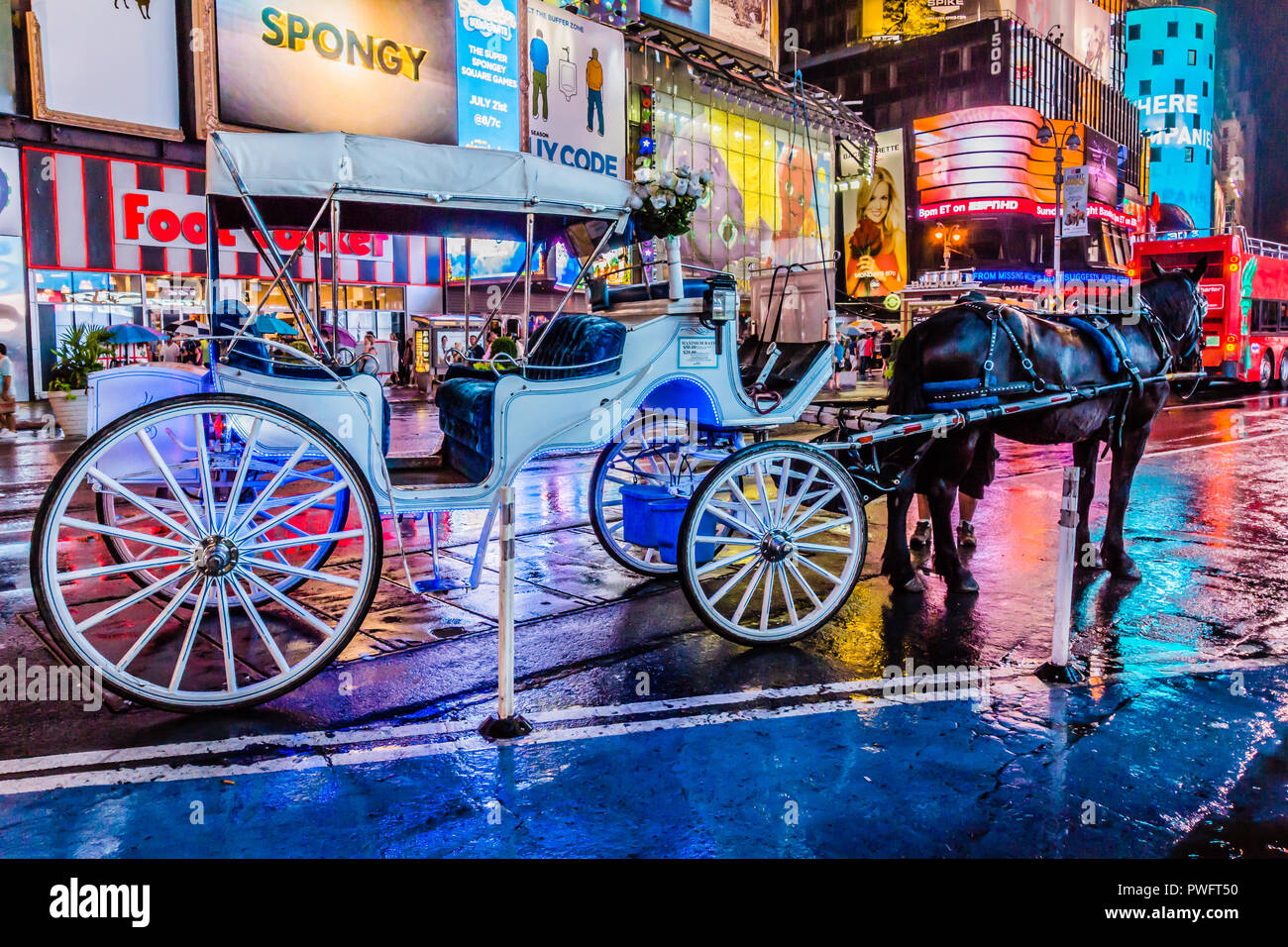 Horse and hack carriage hi-res stock photography and images - Alamy