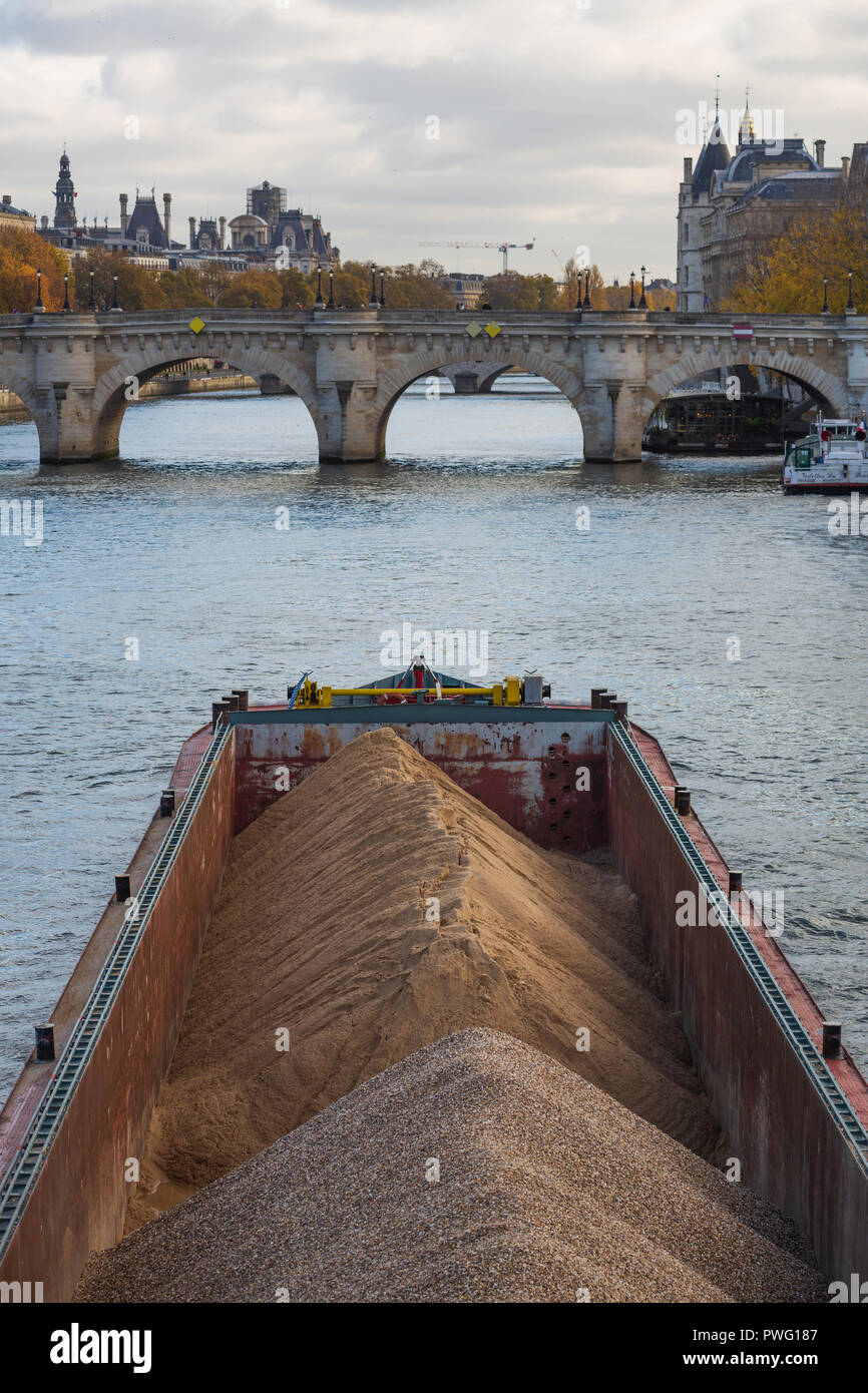 Travaux paris haussman hi-res stock photography and images - Alamy