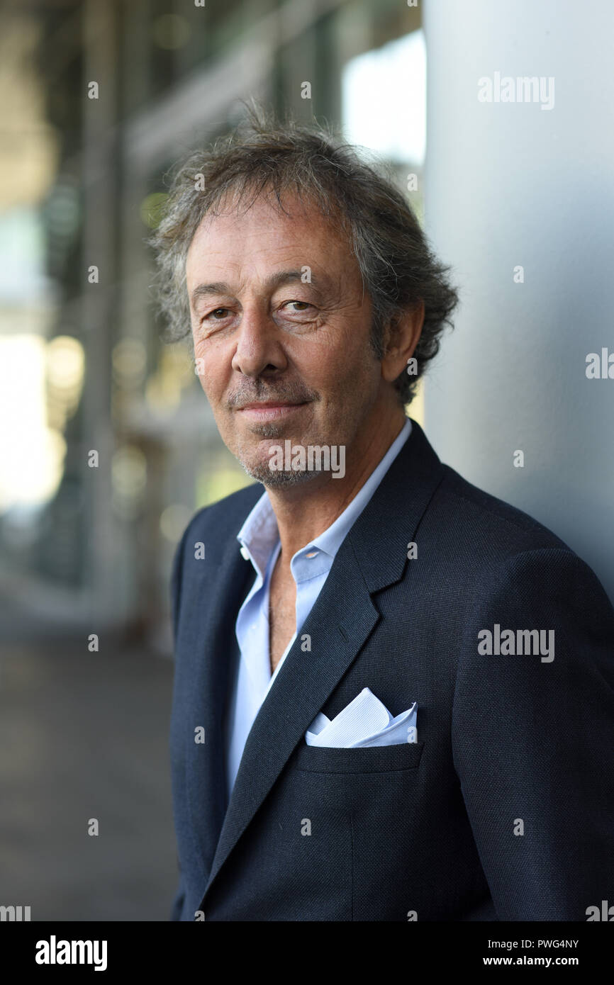 Luca di Fulvio in October 2018 at the Frankfurt Book Fair. | usage ...