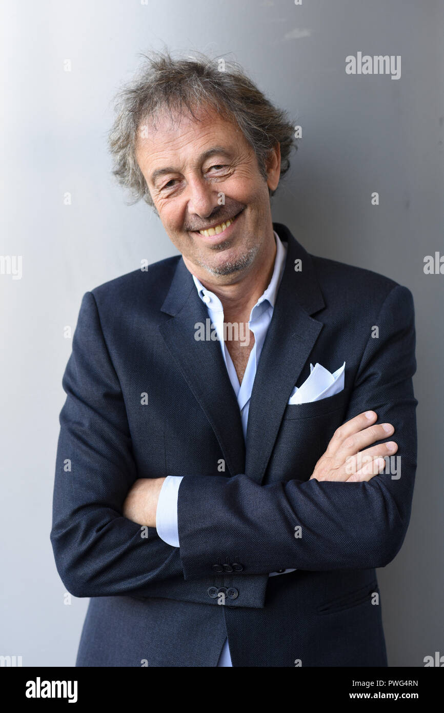 Luca di Fulvio in October 2018 at the Frankfurt Book Fair. | usage ...