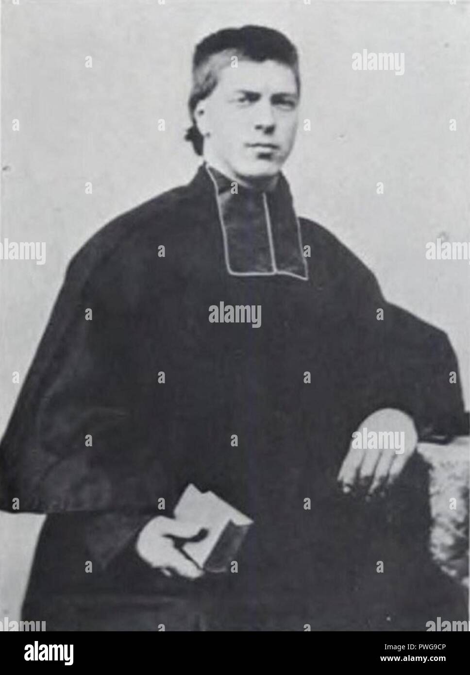 Father andre hi-res stock photography and images - Alamy