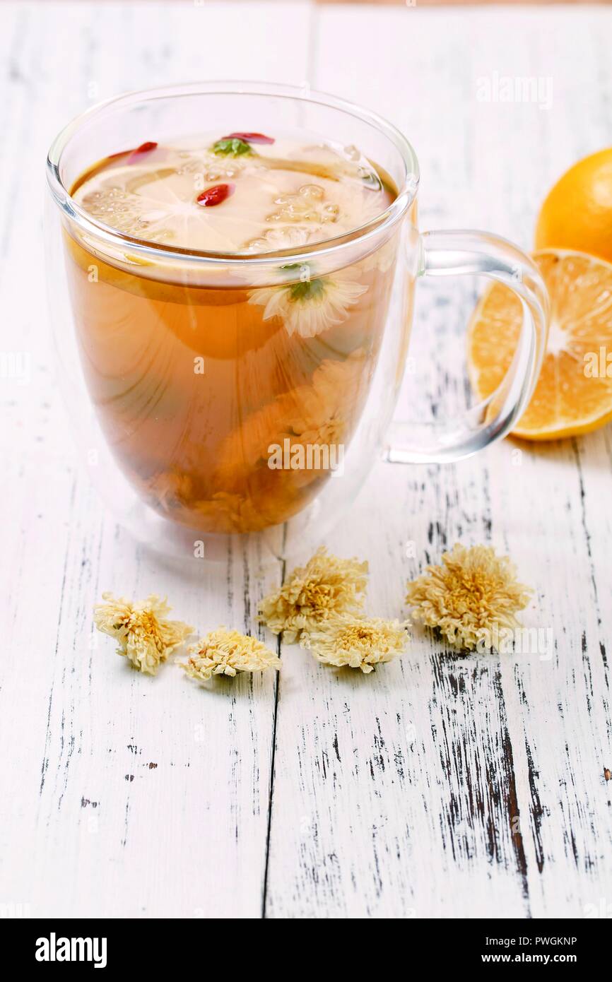 Wolfberry flower hi-res stock photography and images - Alamy