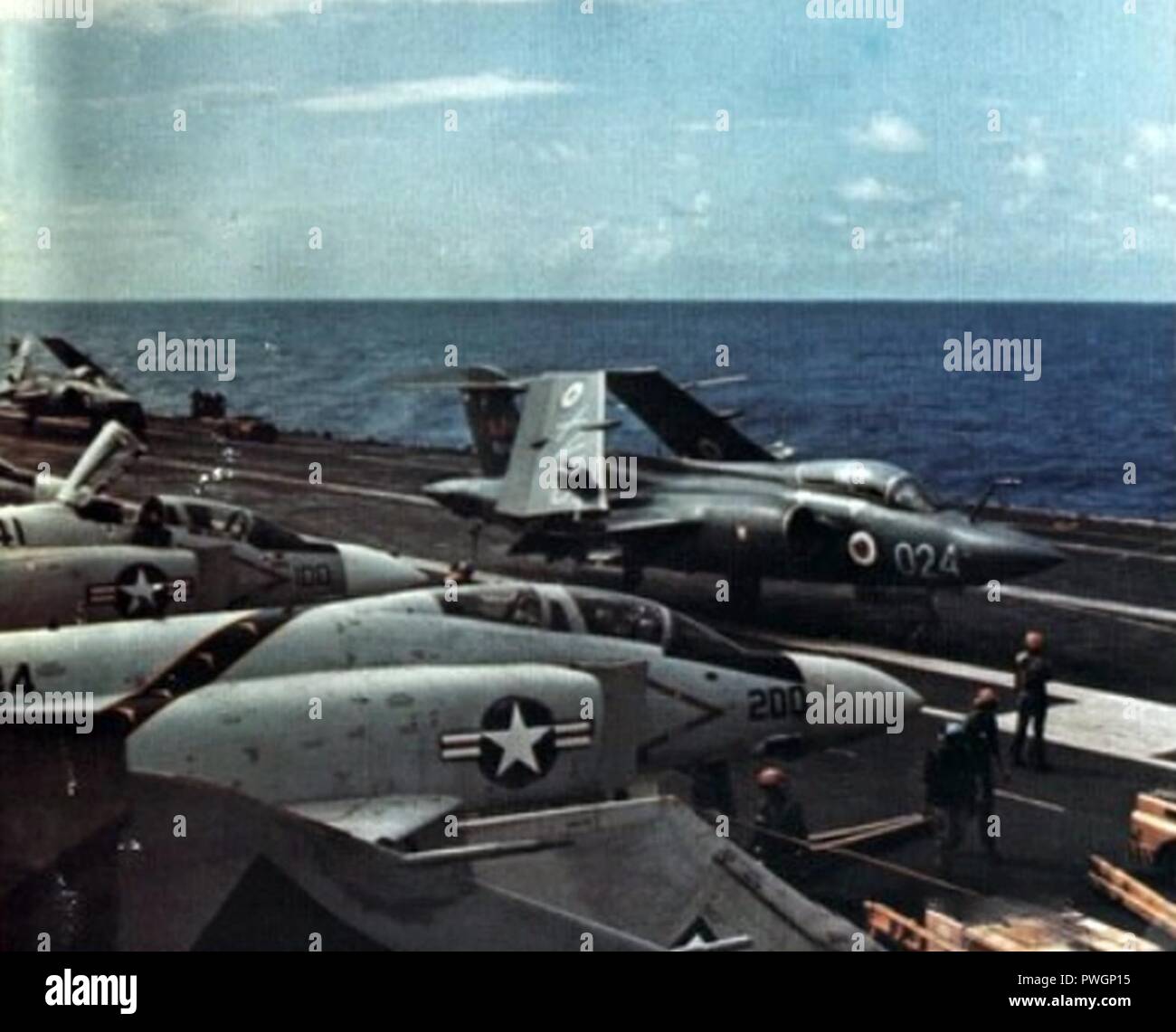 Buccaneer S2 809 NAS on USS FD Roosevelt (CVA-42) 1972 Stock Photo - Alamy