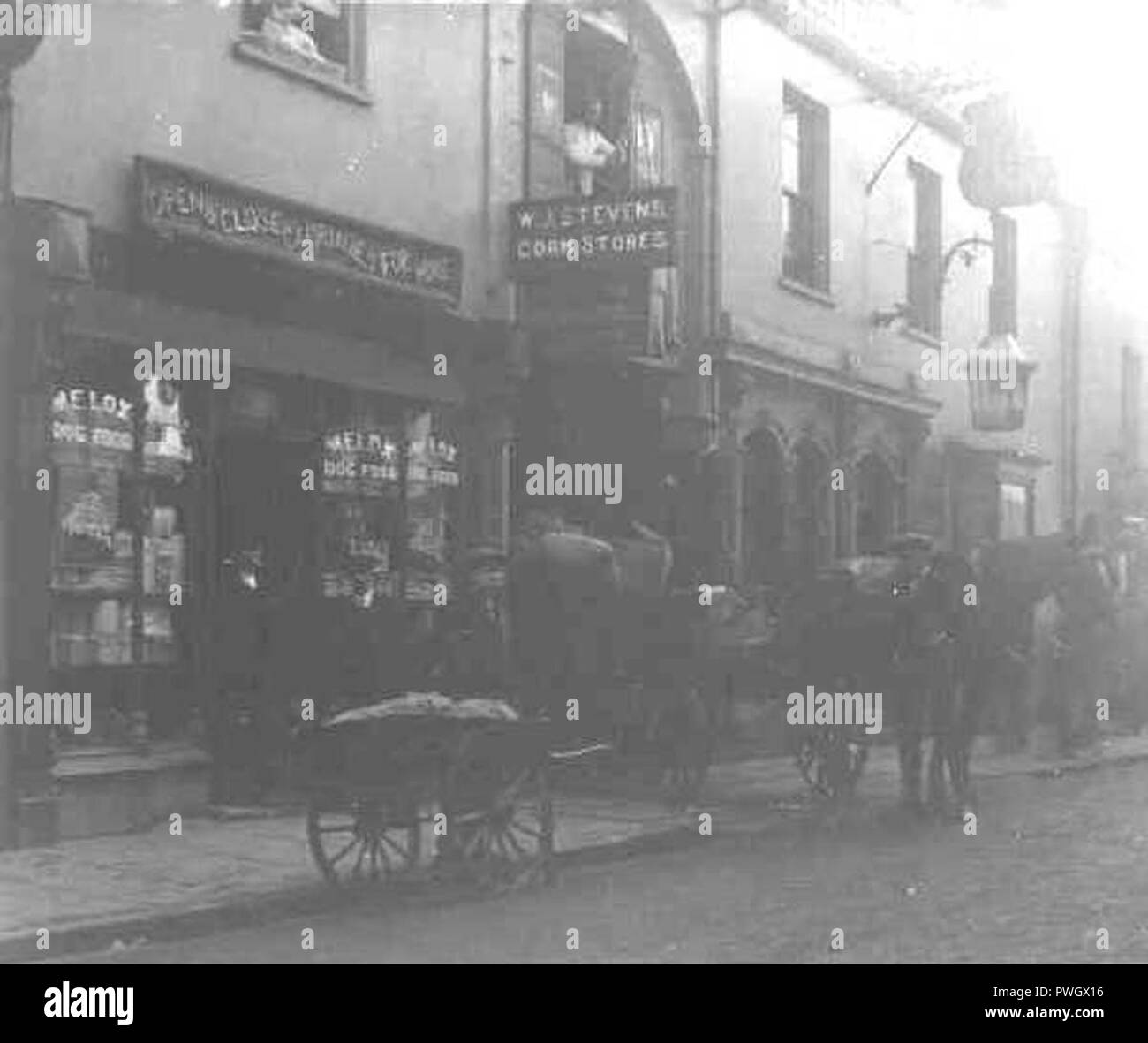 Bulls head inn hi-res stock photography and images - Alamy