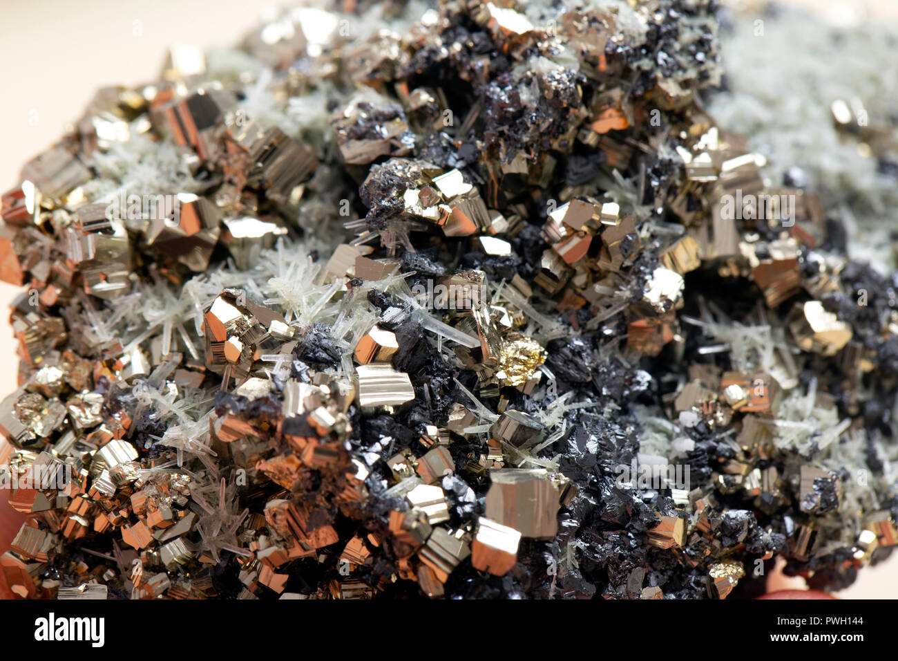 Common minerals hi-res stock photography and images - Alamy