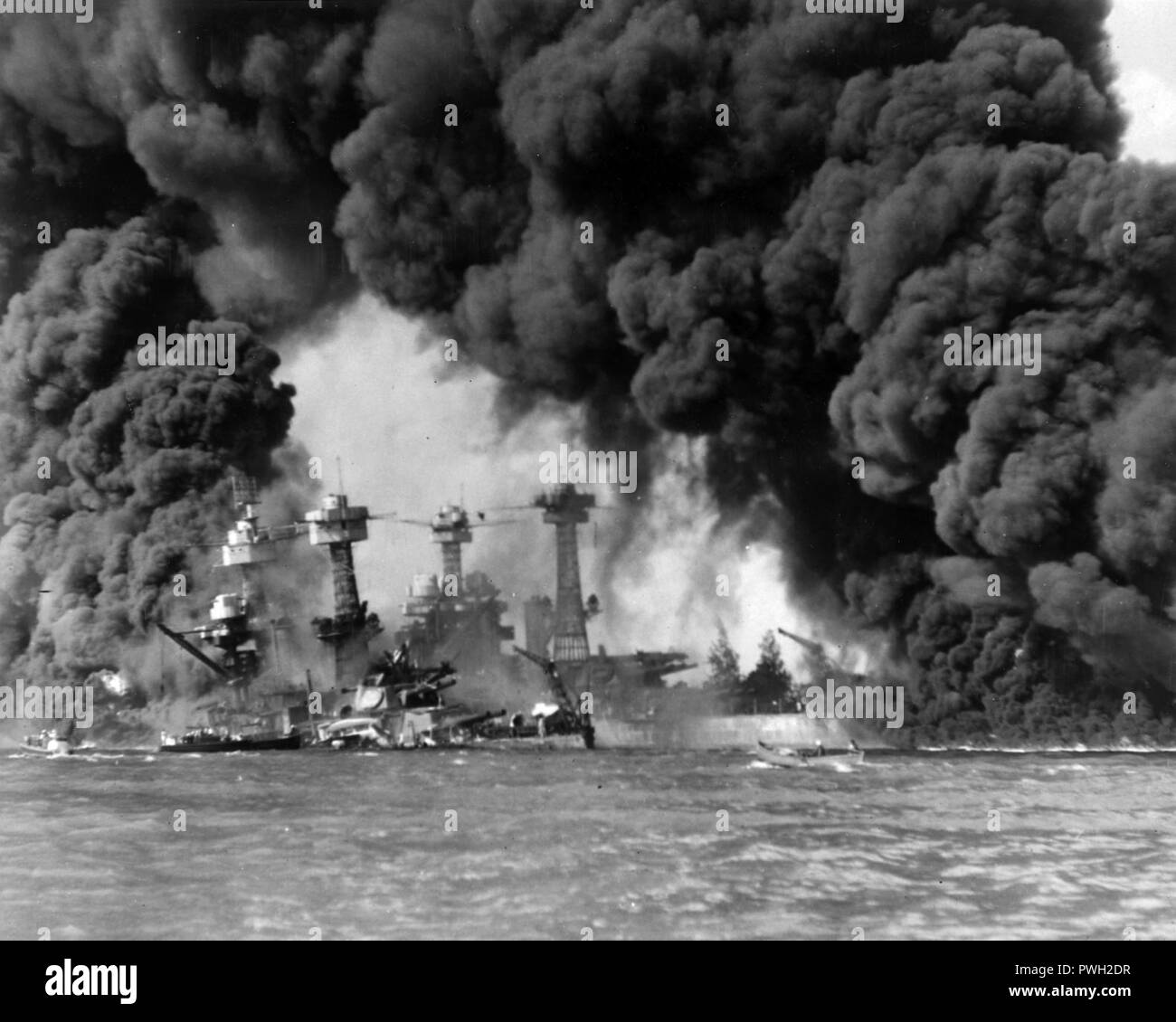 Burning ships at Pearl Harbor Stock Photo - Alamy