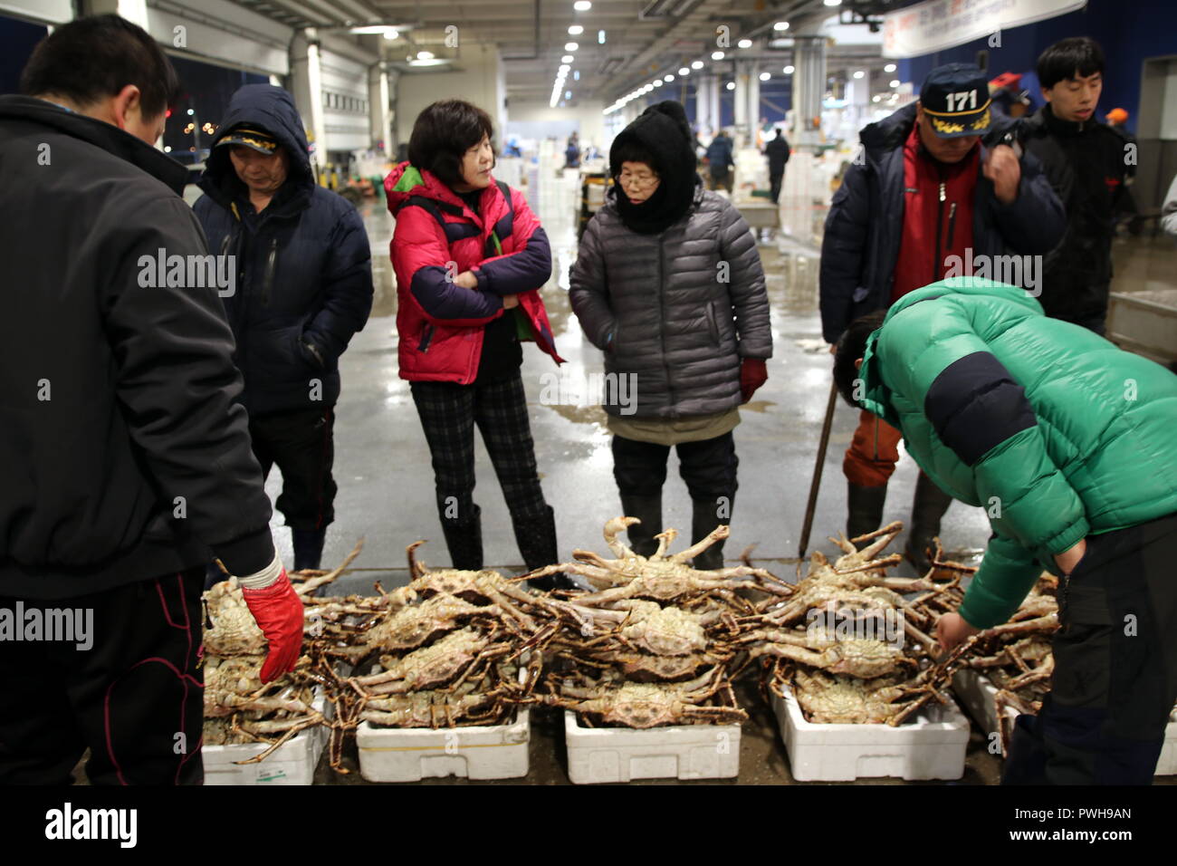 Mercado noryangjin hi-res stock photography and images - Alamy