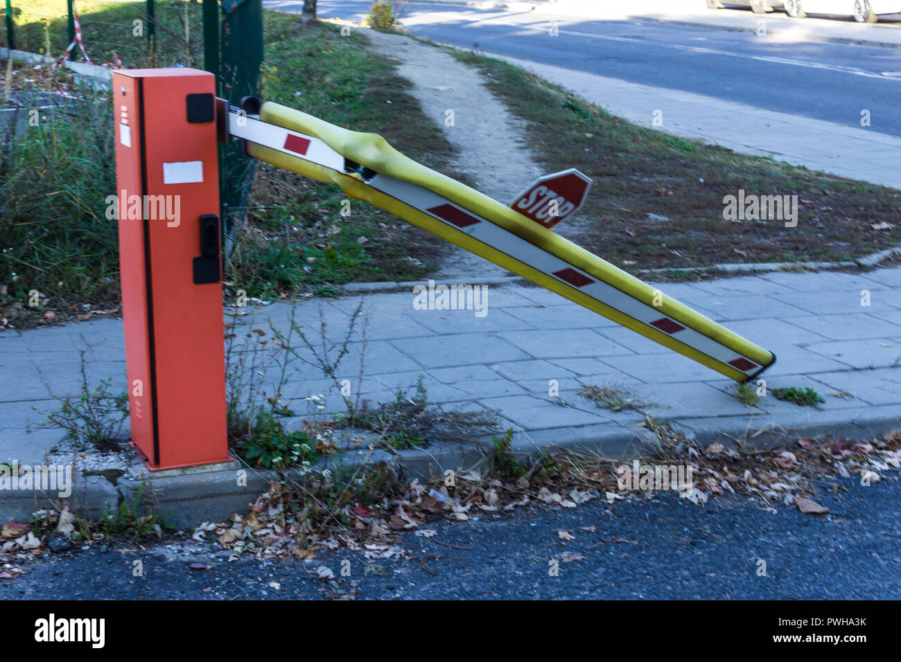 Exit barrier hi-res stock photography and images - Alamy
