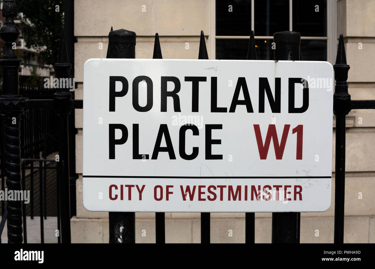 London street names hi-res stock photography and images - Alamy