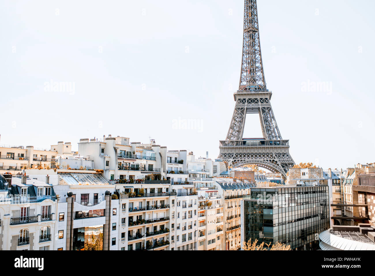 Eiffel tower apartment hi-res stock photography and images - Alamy