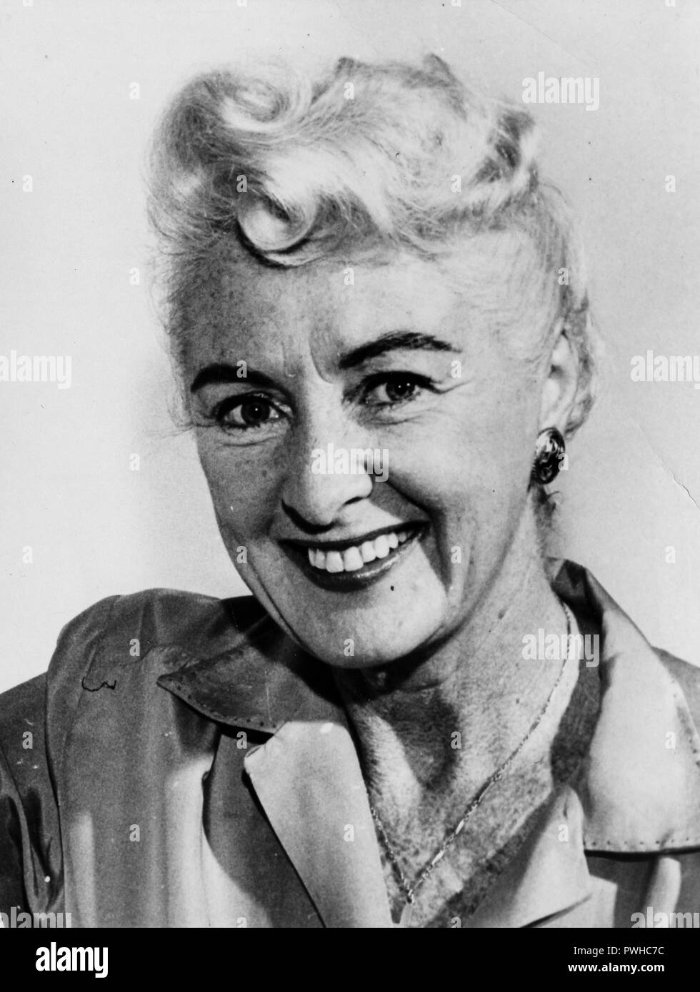 Billie dove hi-res stock photography and images - Alamy