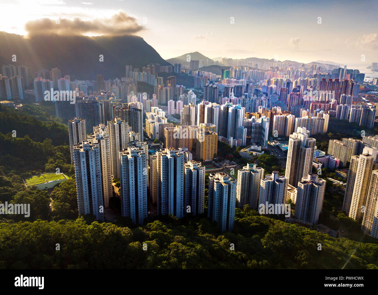 Aerial panorama hong kong downtown hi-res stock photography and images ...