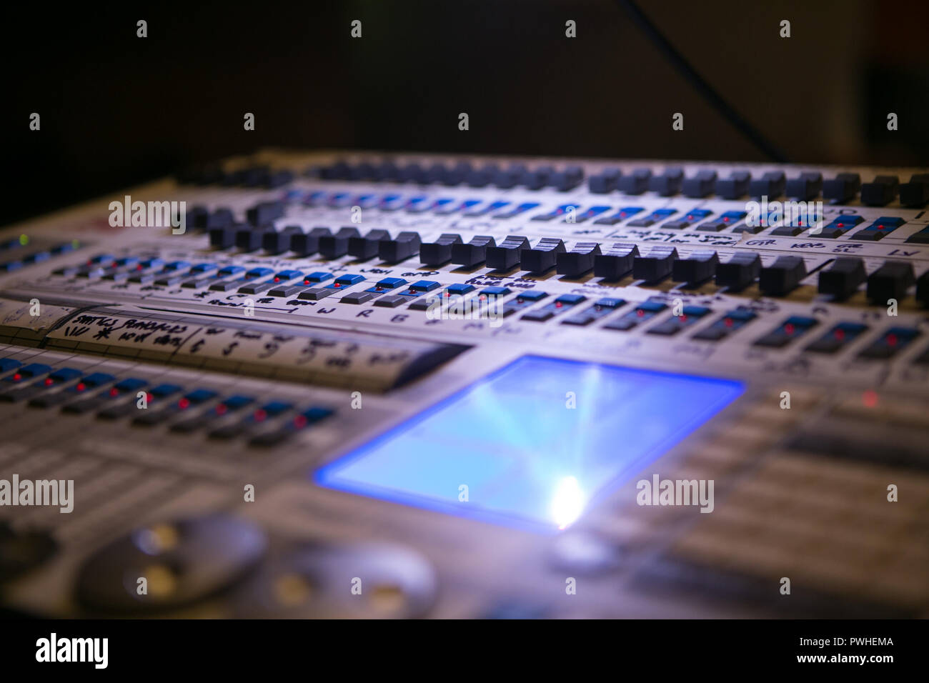 Routing device hi-res stock photography and images - Alamy