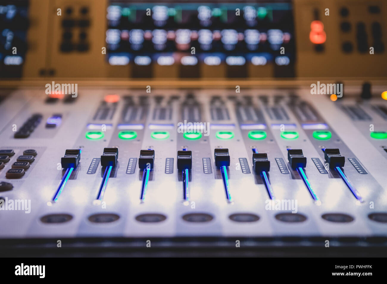 Soundcraft hi-res stock photography and images - Alamy