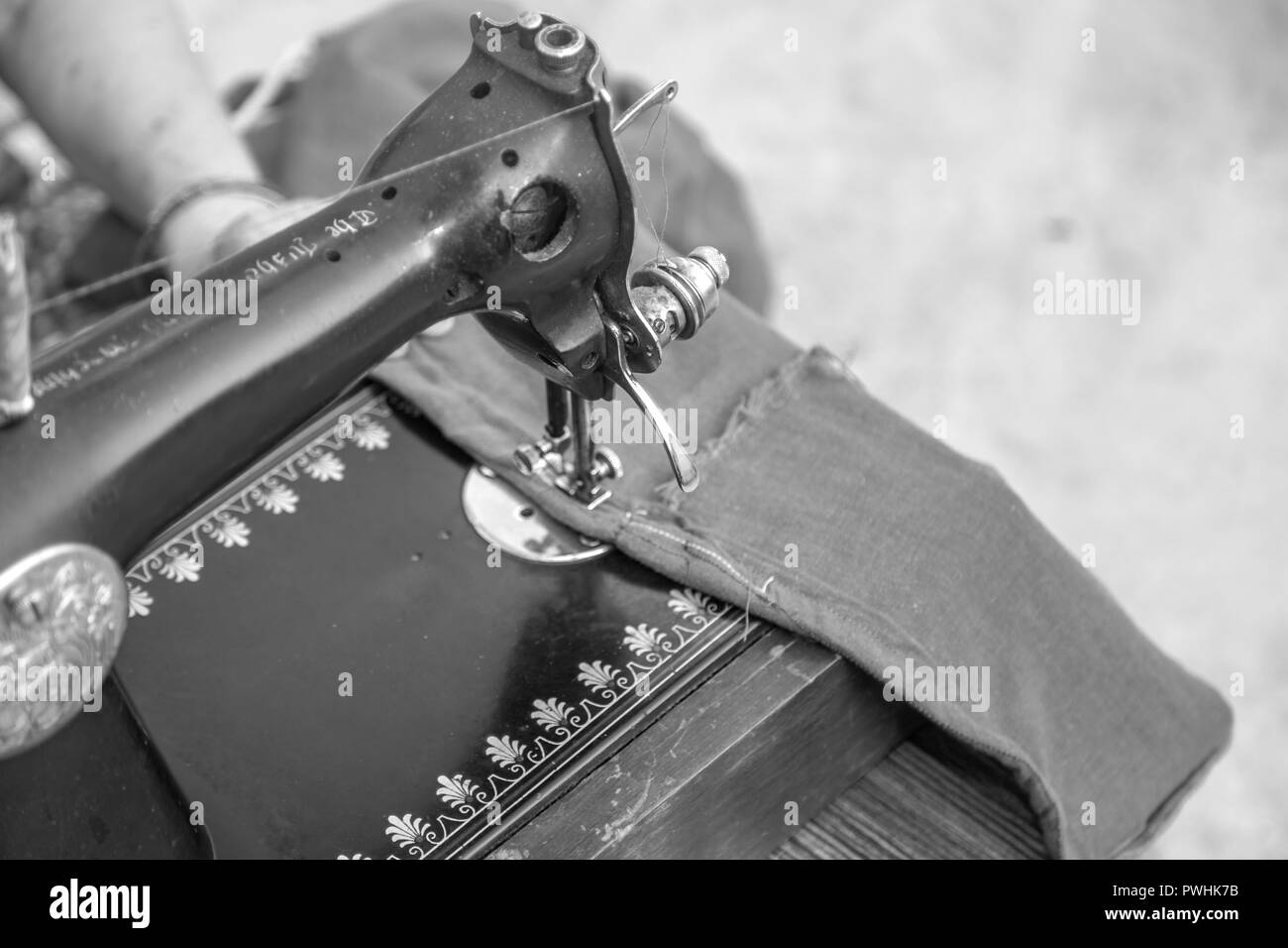 Female worker using industrial sewing hi-res stock photography and images - Alamy