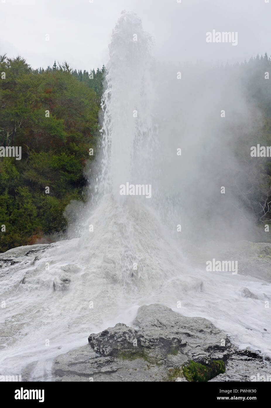 Taupo volcanic zone hi-res stock photography and images - Alamy