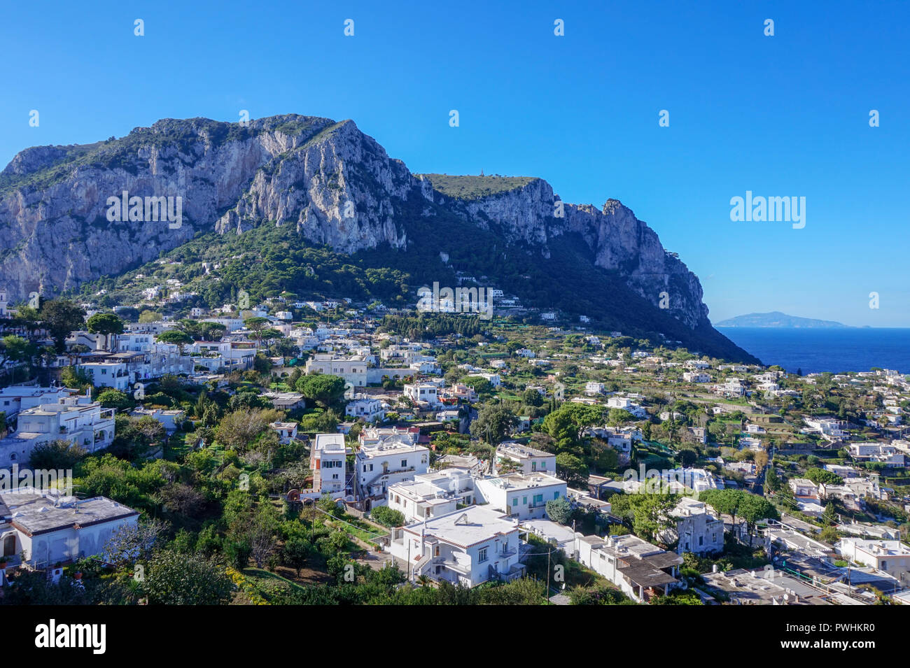 Isle of capri italy hi-res stock photography and images - Alamy