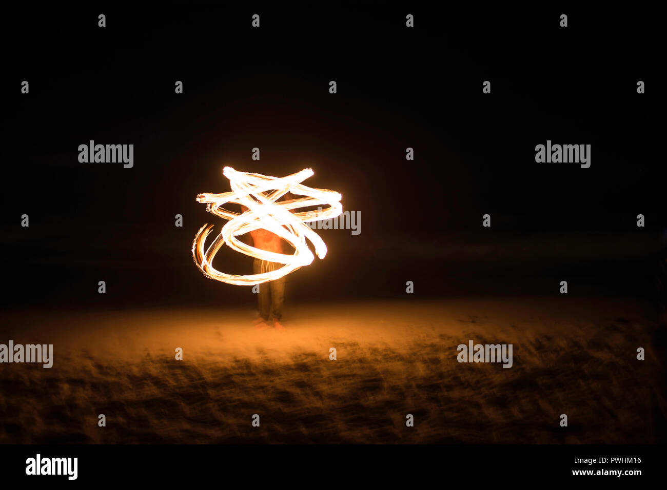 Long shutter exposure hi-res stock photography and images - Alamy
