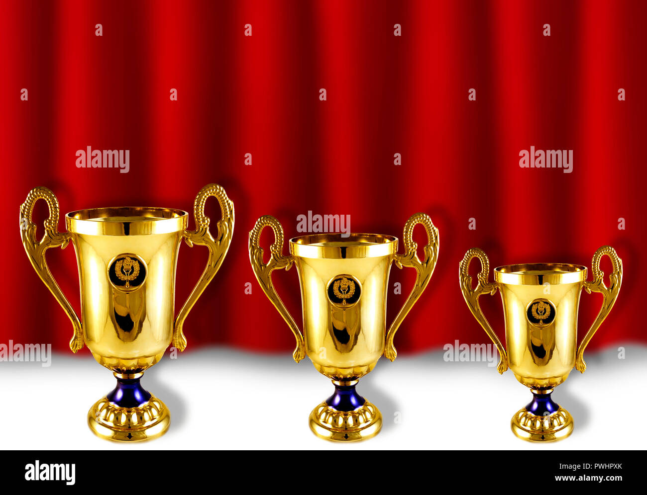 Golden trophies hi-res stock photography and images - Alamy