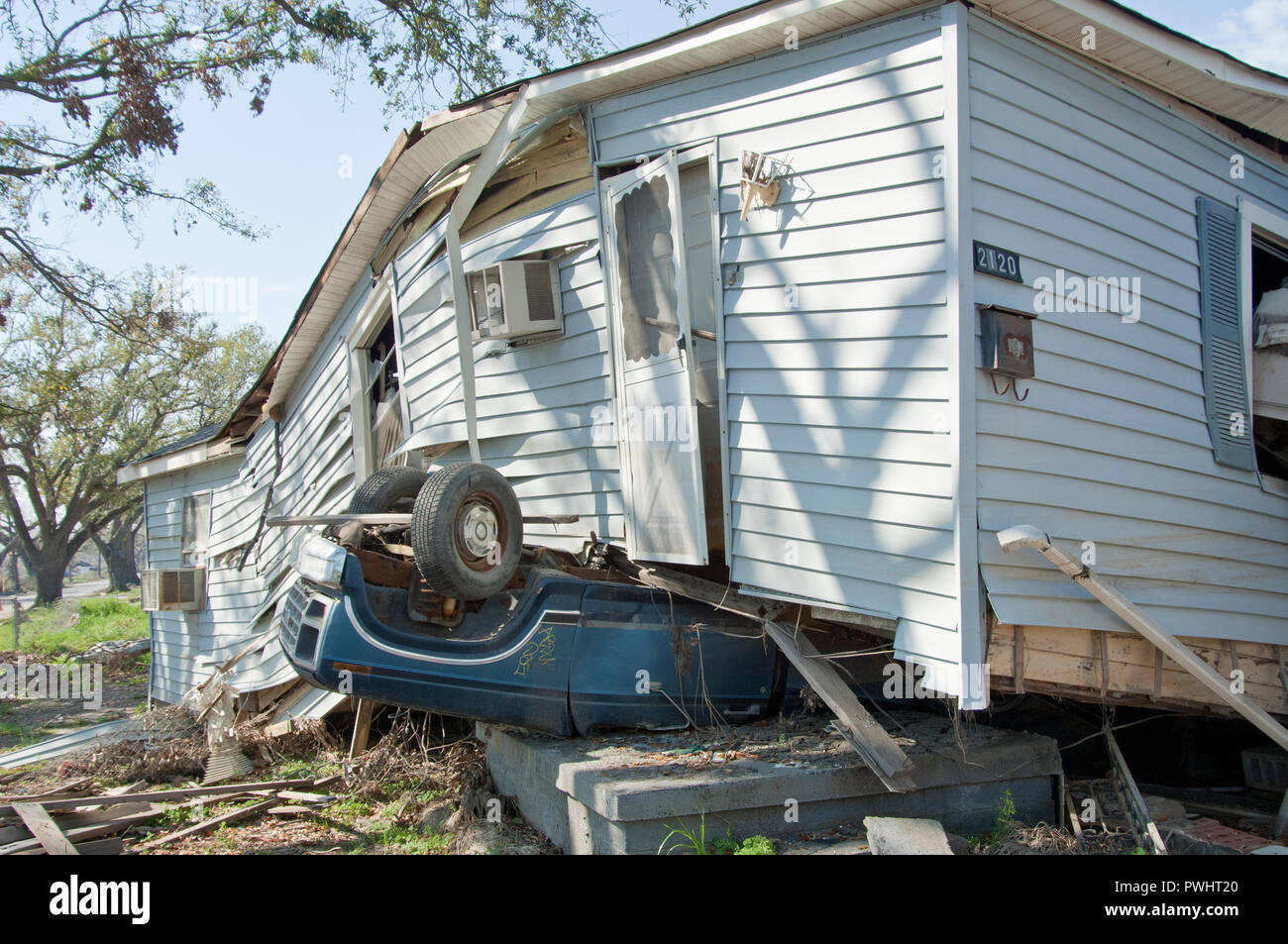 Hurricane damage and destruction Stock Photo - Alamy