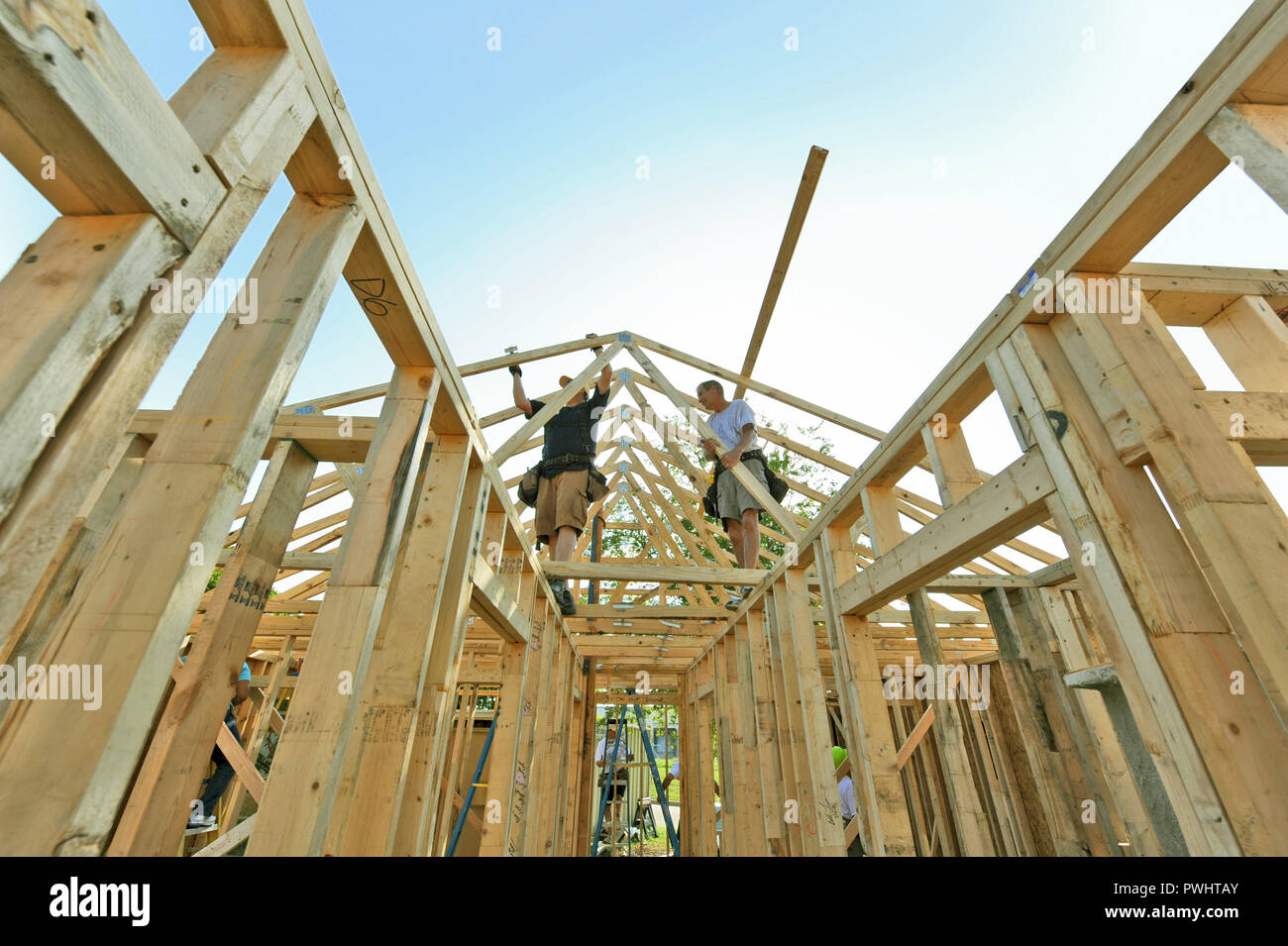 Residential Construction, New home construction Stock Photo - Alamy