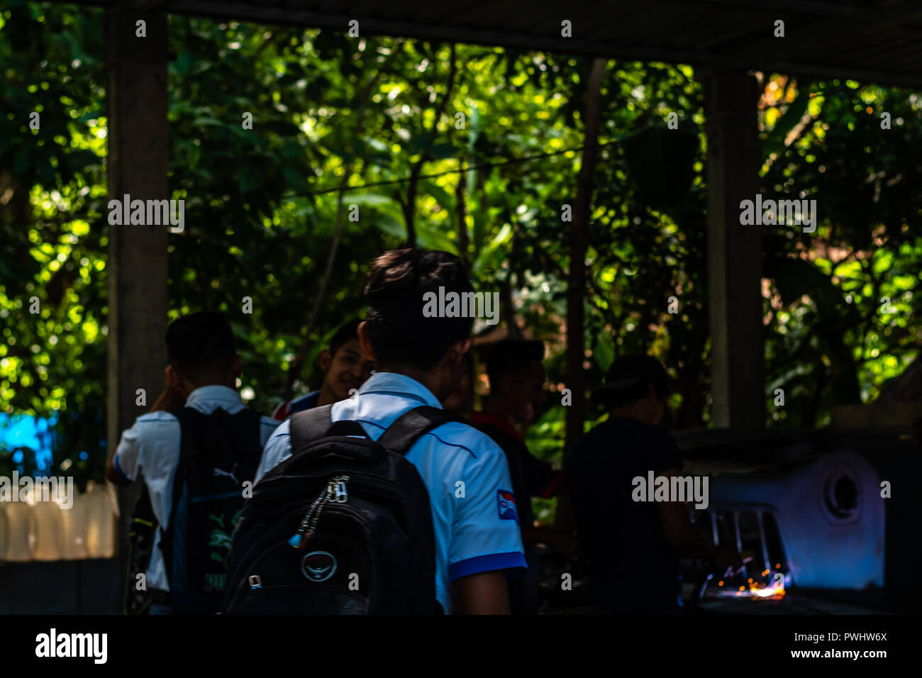 welding class in guatemalan college Stock Photo - Alamy