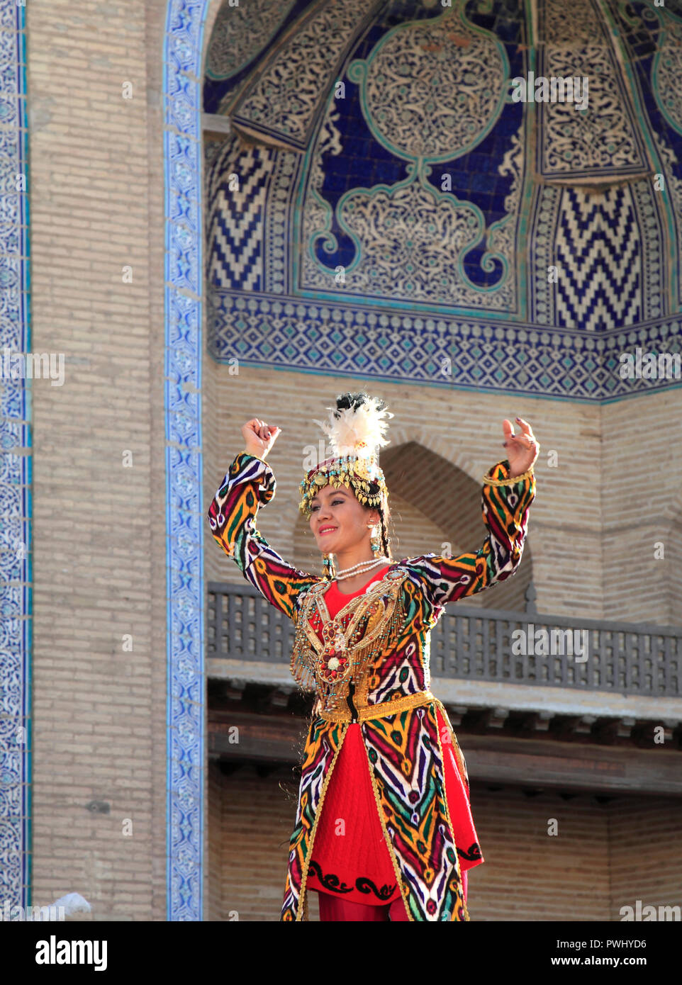 Uzbekistan people hi-res stock photography and images - Alamy