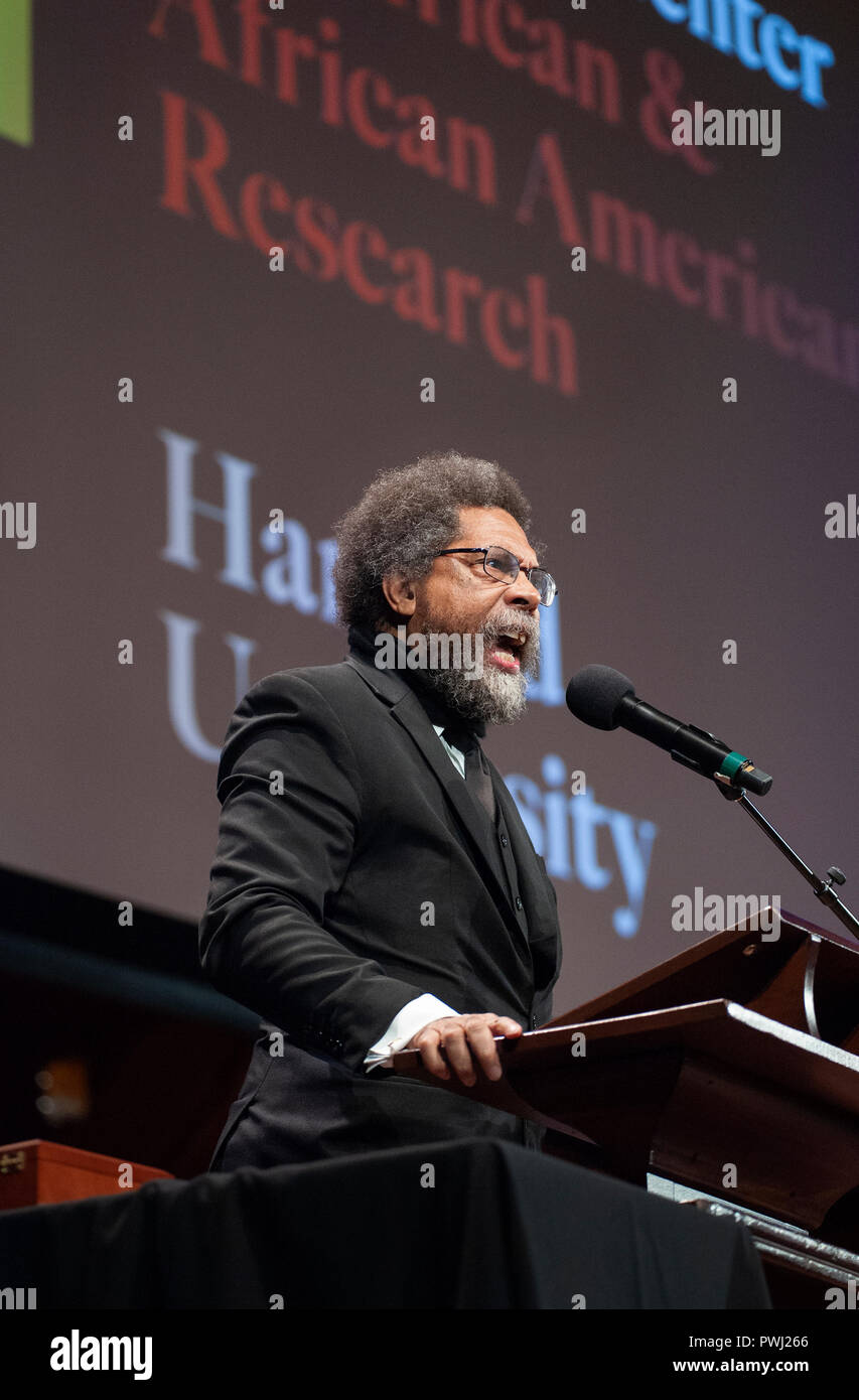 Professor at harvard university hi-res stock photography and images - Alamy