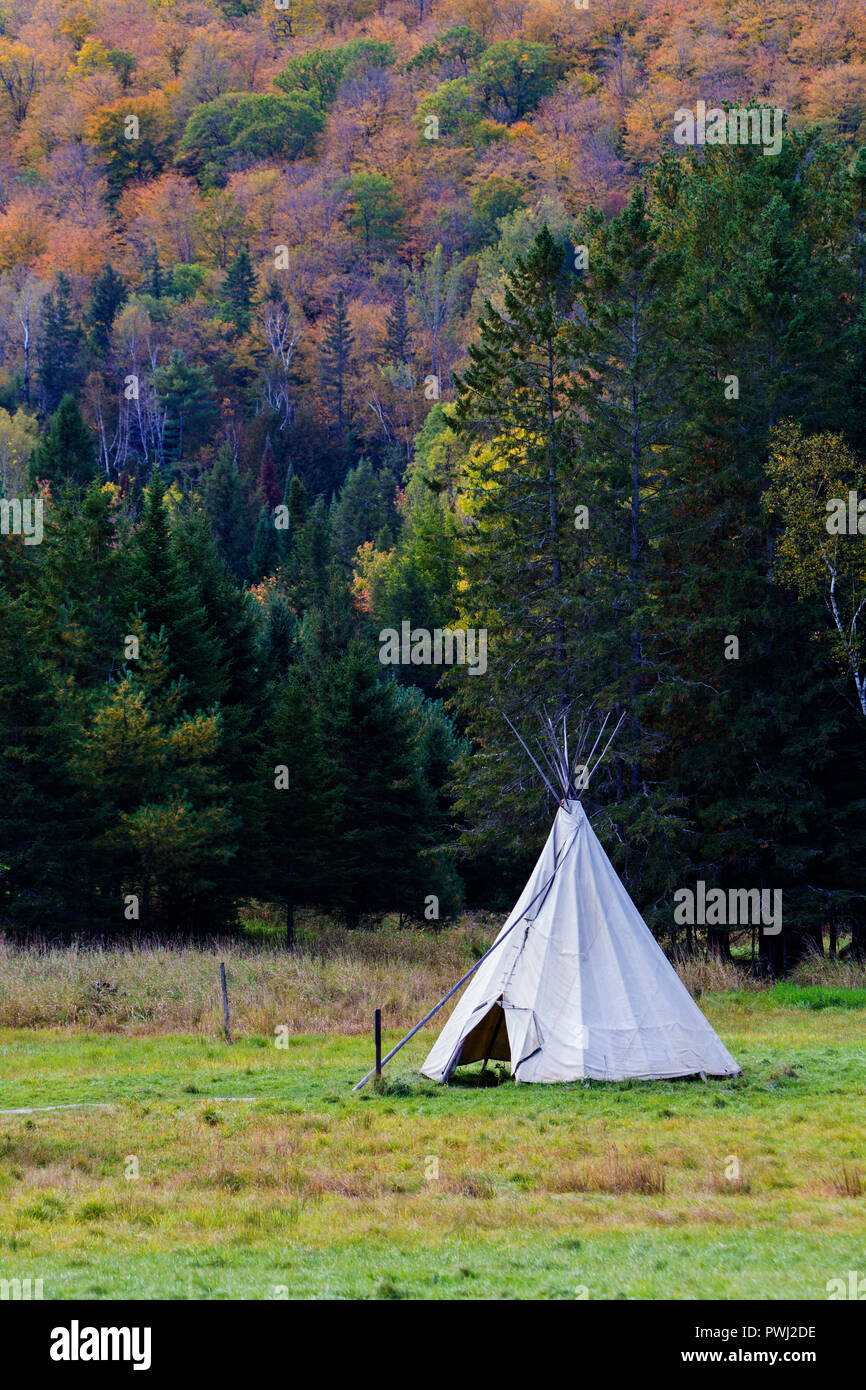 Native american teepee in old hi-res stock photography and images - Alamy