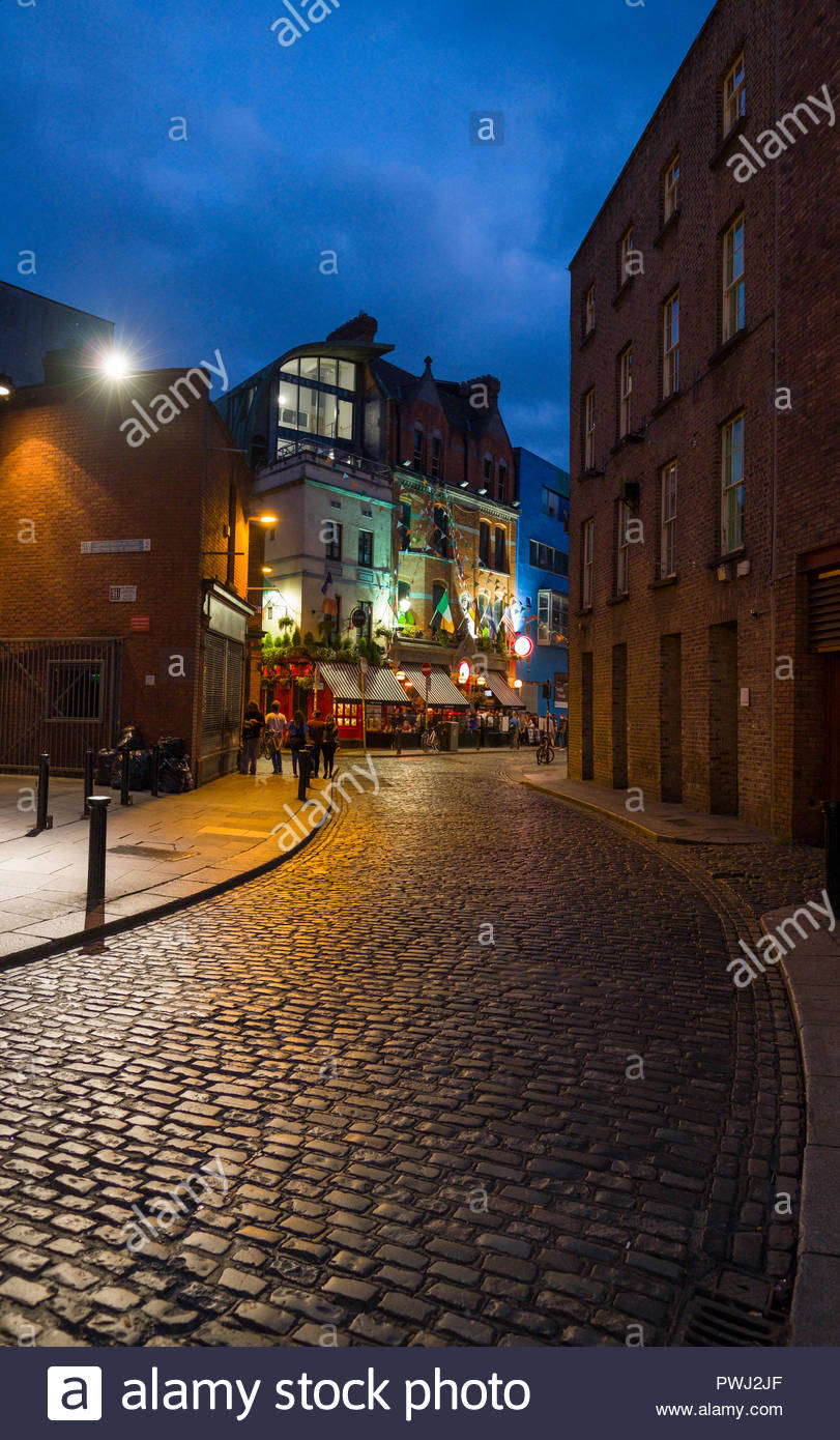 Cobblestone Dublin Stock Photos & Cobblestone Dublin Stock Images - Alamy