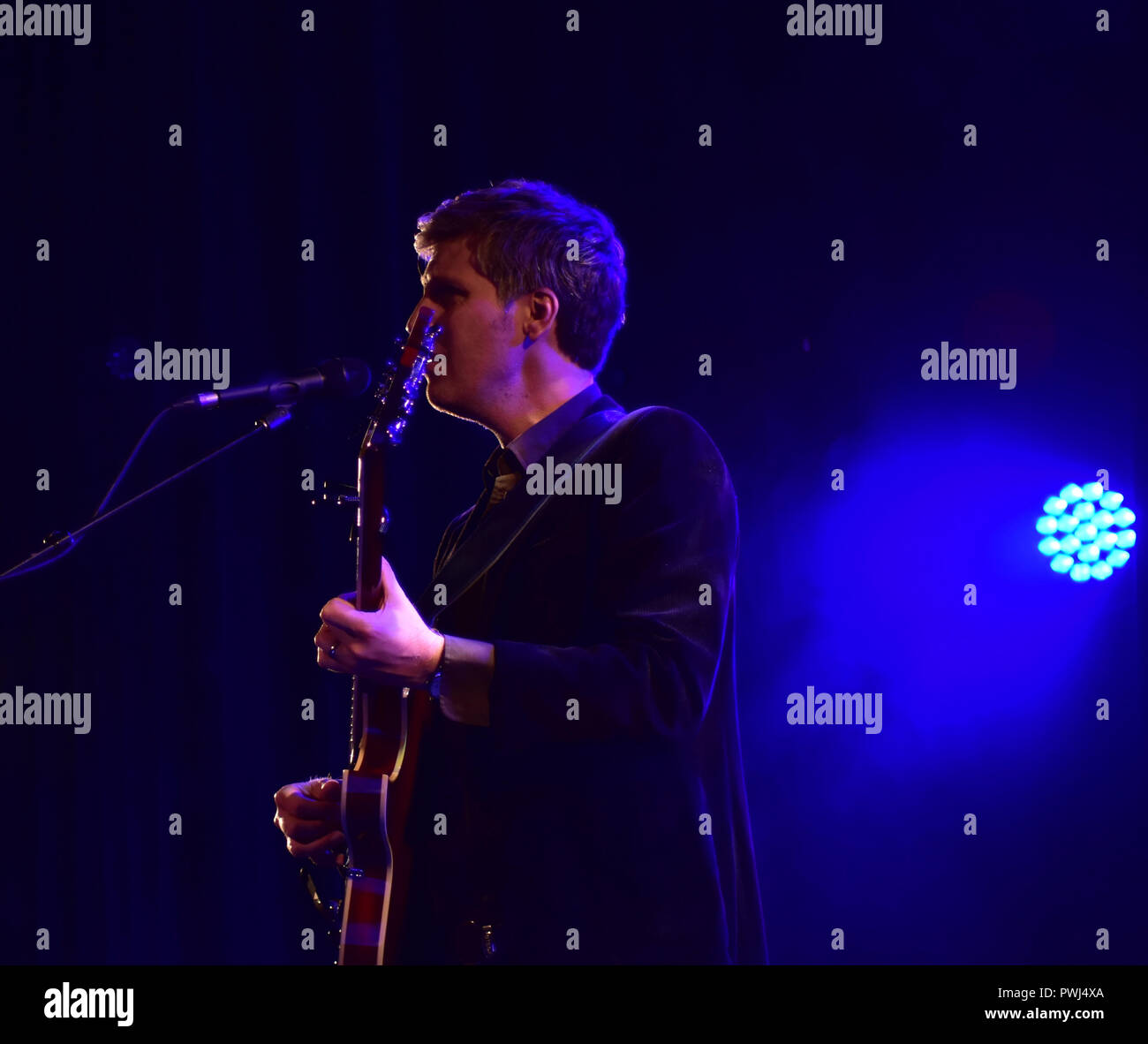 Scott matthews singer hi-res stock photography and images - Alamy