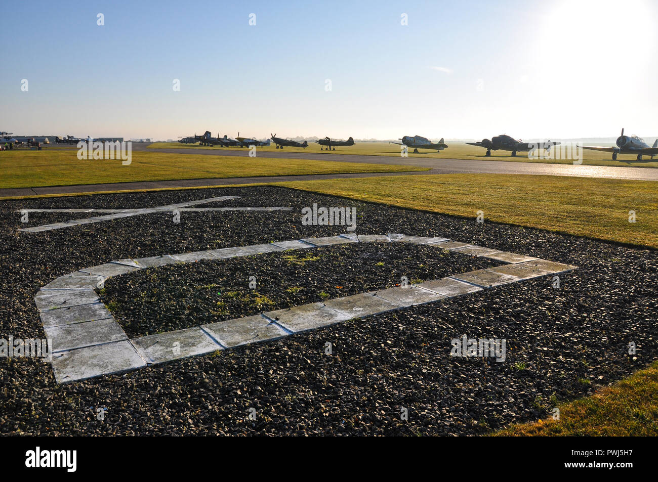 Dx code hi-res stock photography and images - Alamy