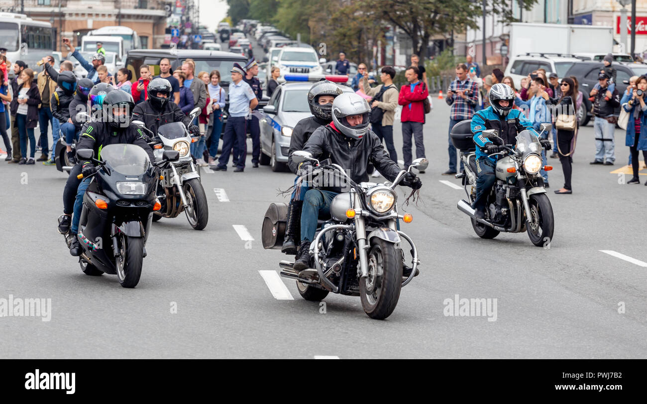 Russia, Vladivostok, 10/06/2018. Bikers ride the bikes (motorcycles) in ...