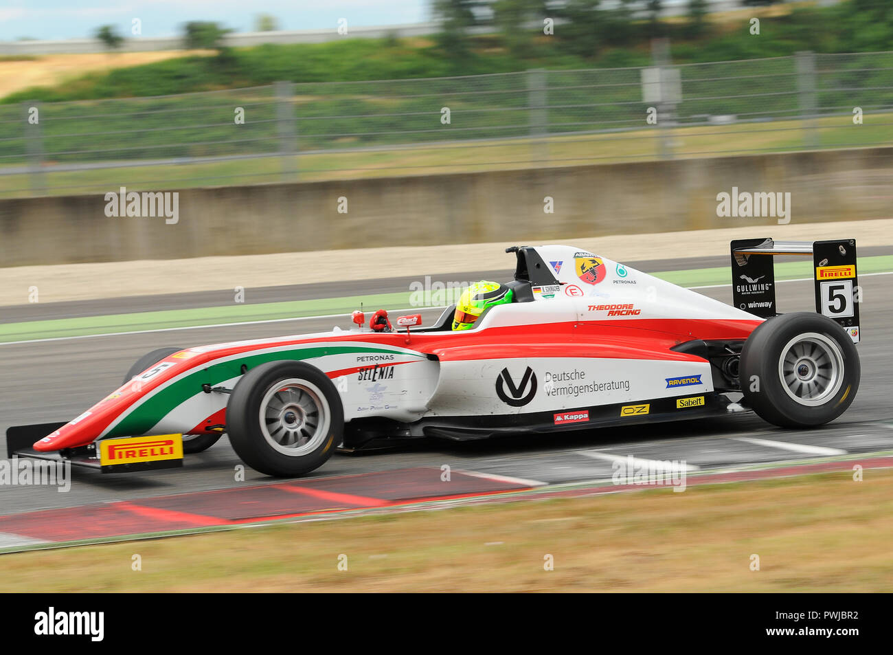 Team prema powerteam hi-res stock photography and images - Alamy