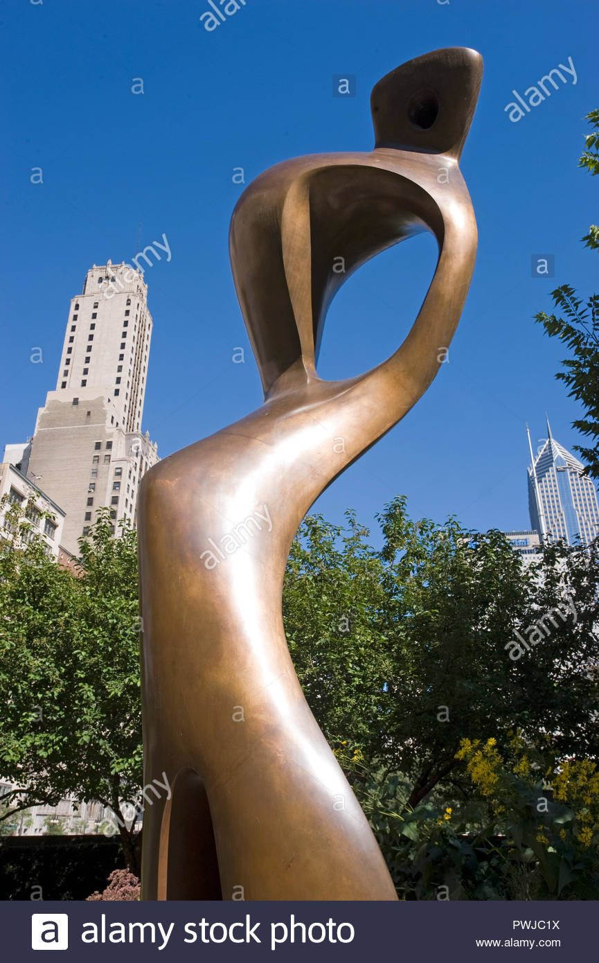 Henry Moore Sculpture Park High Resolution Stock Photography and Images ...