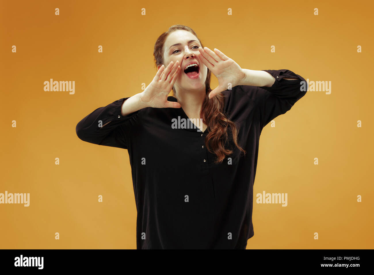 Do not miss. Young casual woman shouting. Shout. Crying emotional woman ...