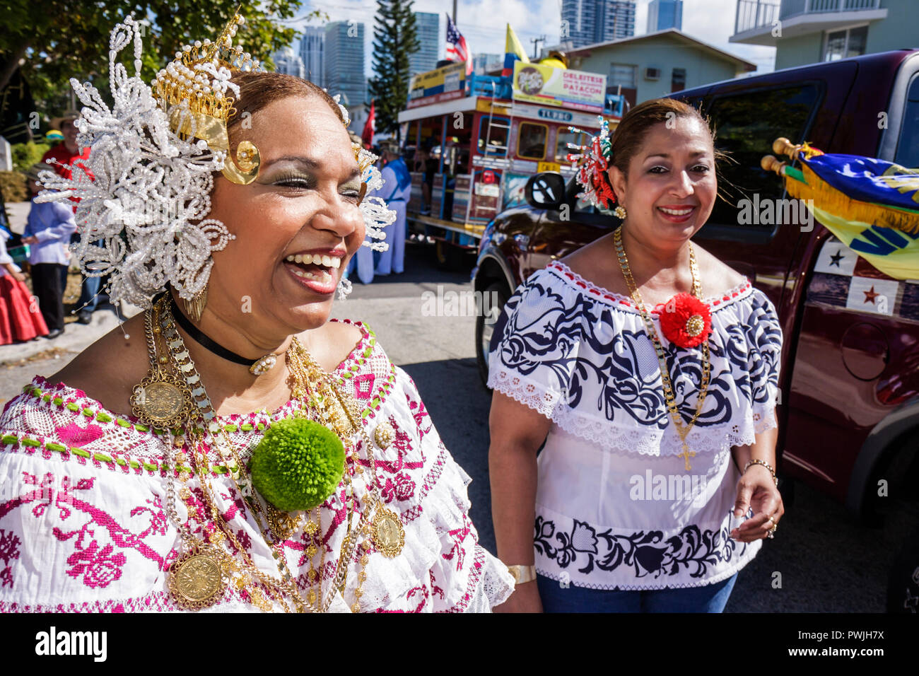 Panama folklore hi-res stock photography and images - Alamy