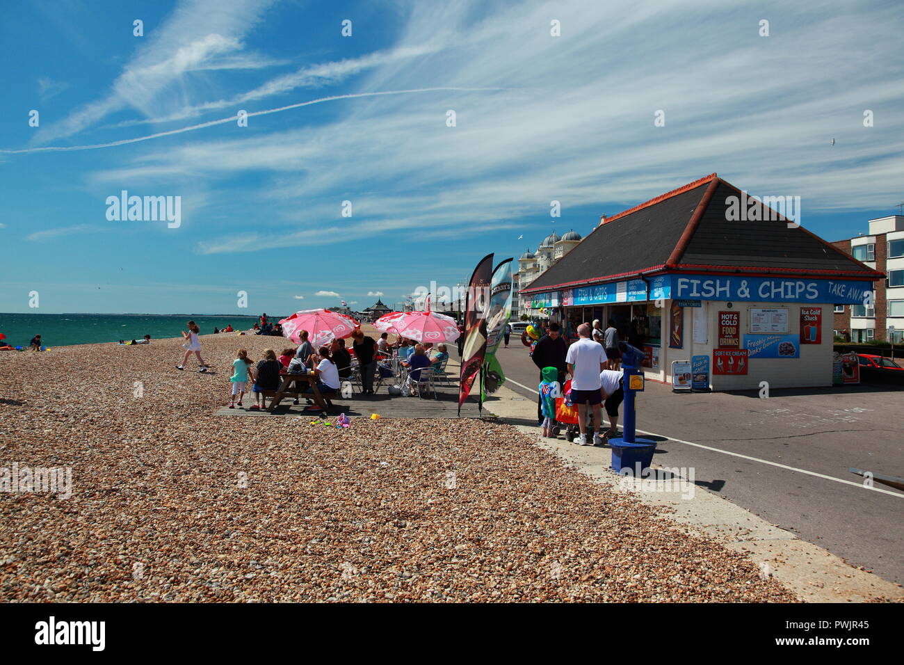 Bognor famous beach hi-res stock photography and images - Alamy